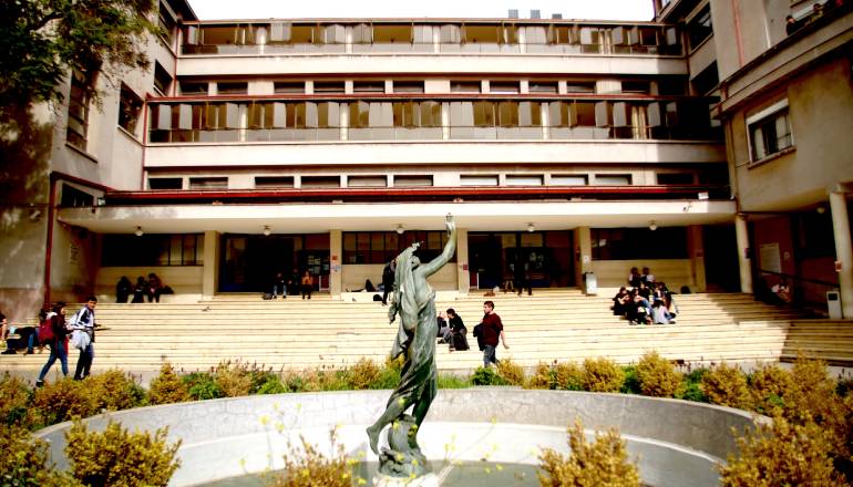 Facultad de Derecho lamenta el fallecimiento del ex profesor Carlos Poblete Jiménez - Facultad ...