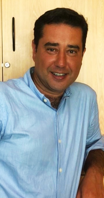 ¿Por qué desconfiamos? - Facultad de Derecho - Universidad de Chile